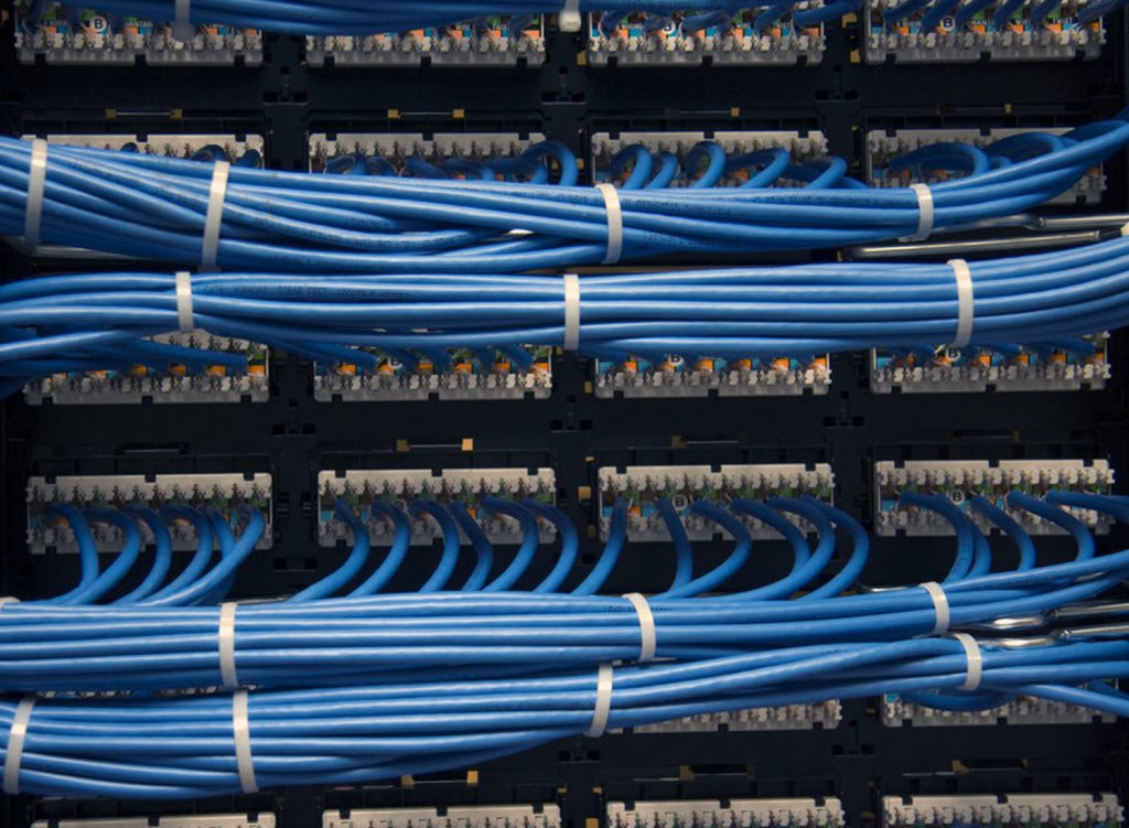 Cablaggio strutturato e fibra ottica - Duebi Impianti Srl